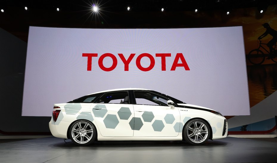 Toyota Displays a Mirai vehicle with Satellite Communications Function ...